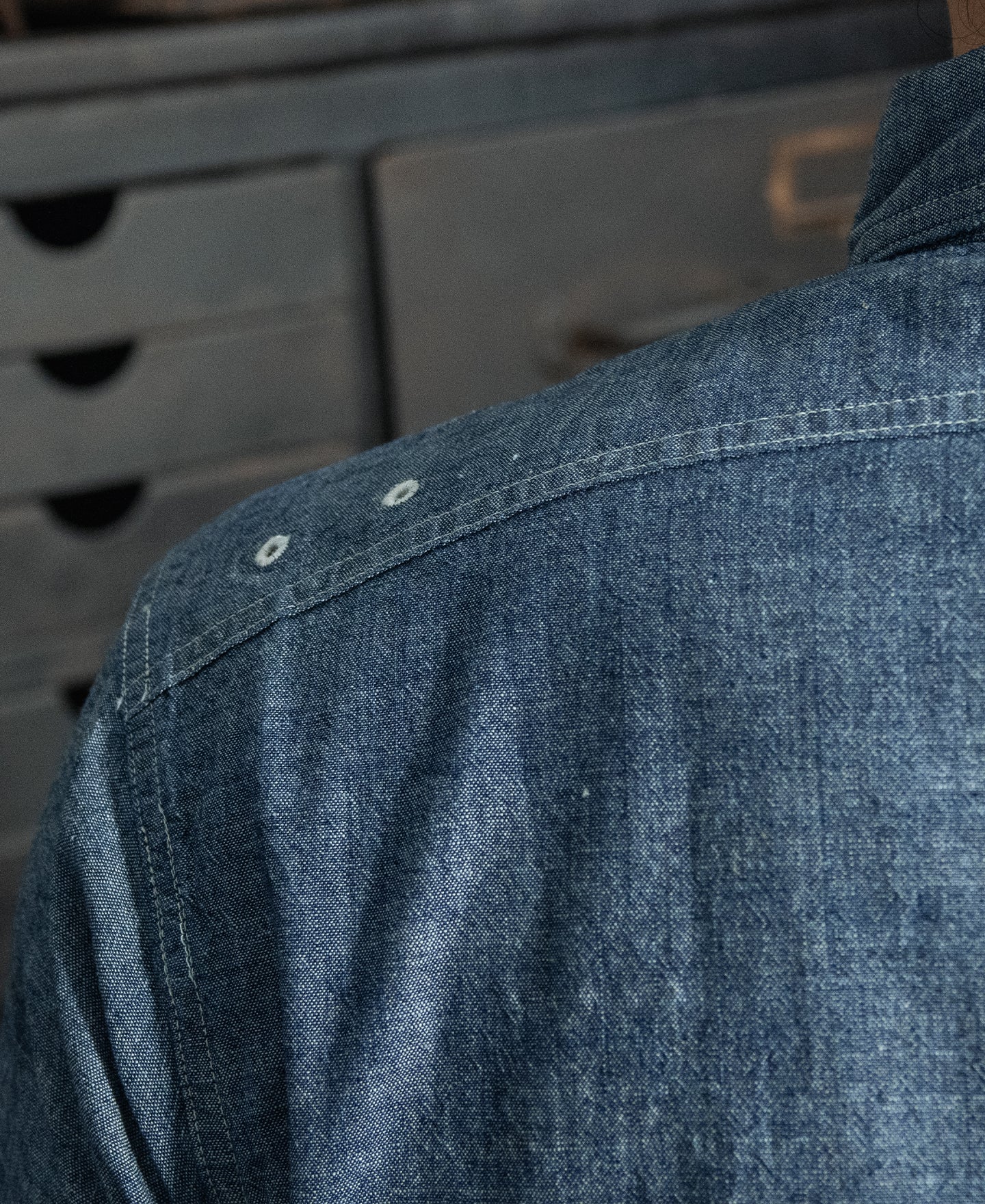 Vintage Slub Cotton Chambray Short Sleeve Work Shirt - Blue | Bronson