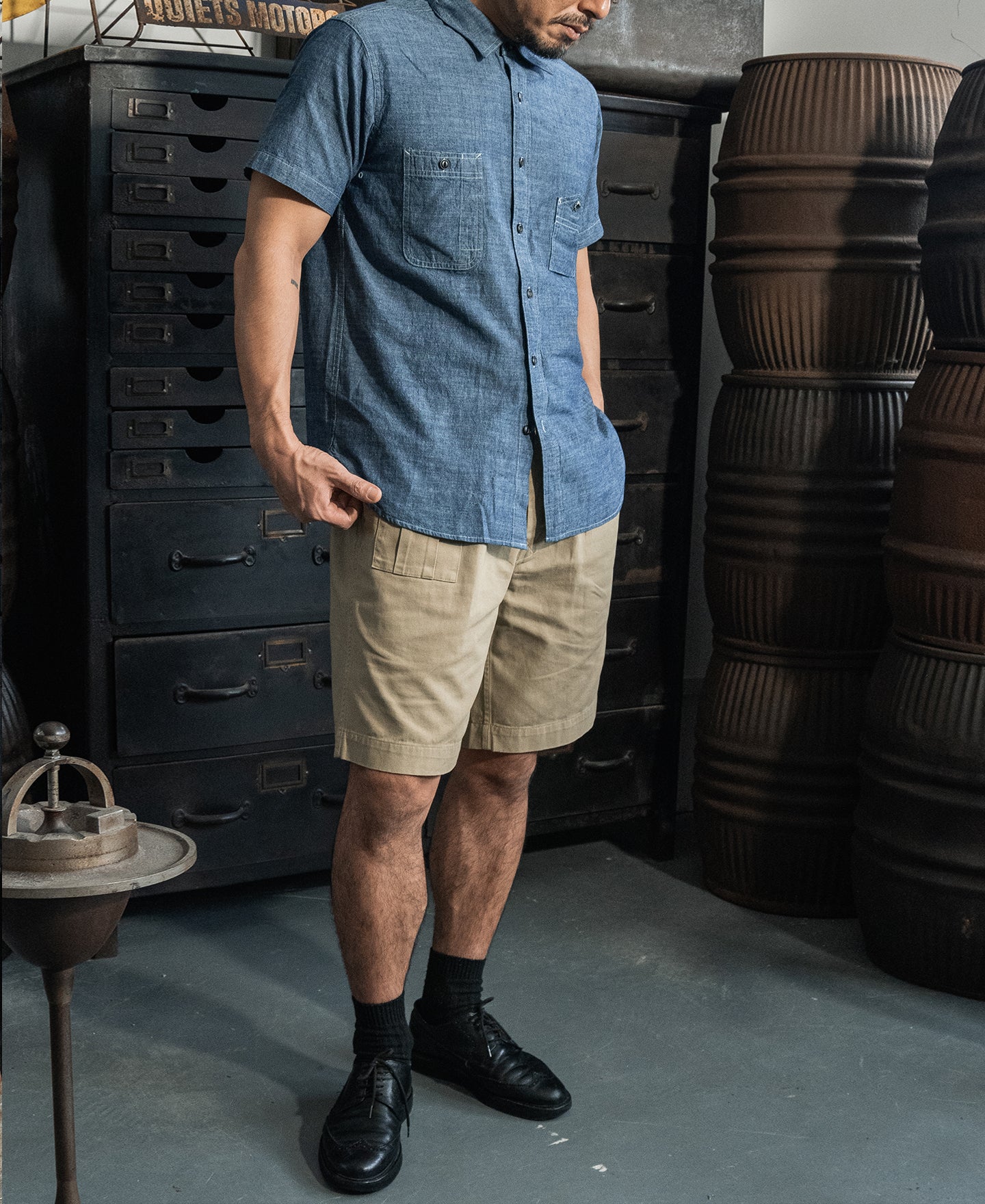 Vintage Slub Cotton Chambray Short Sleeve Work Shirt - Blue | Bronson